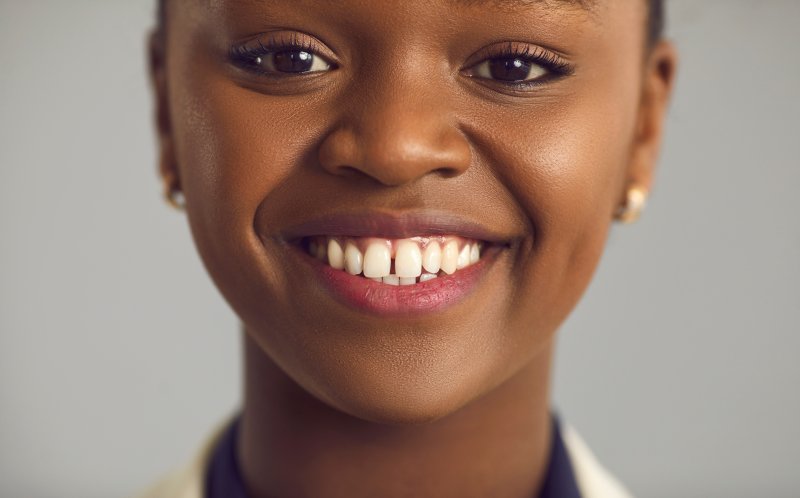Gap Between Your Front Teeth? How to Fix It! - Rocky River Dental Blog